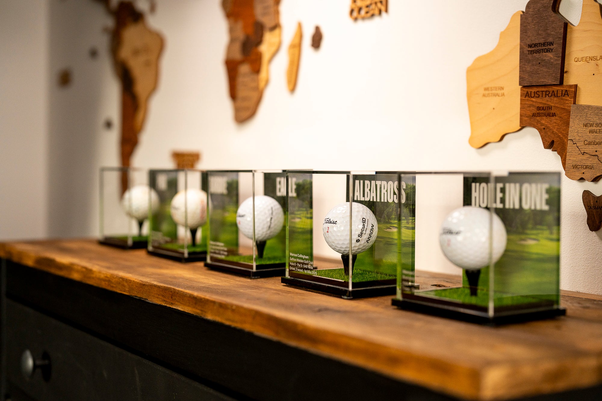 Display Champ | Premium Golf Display Displays & Golf Gifts