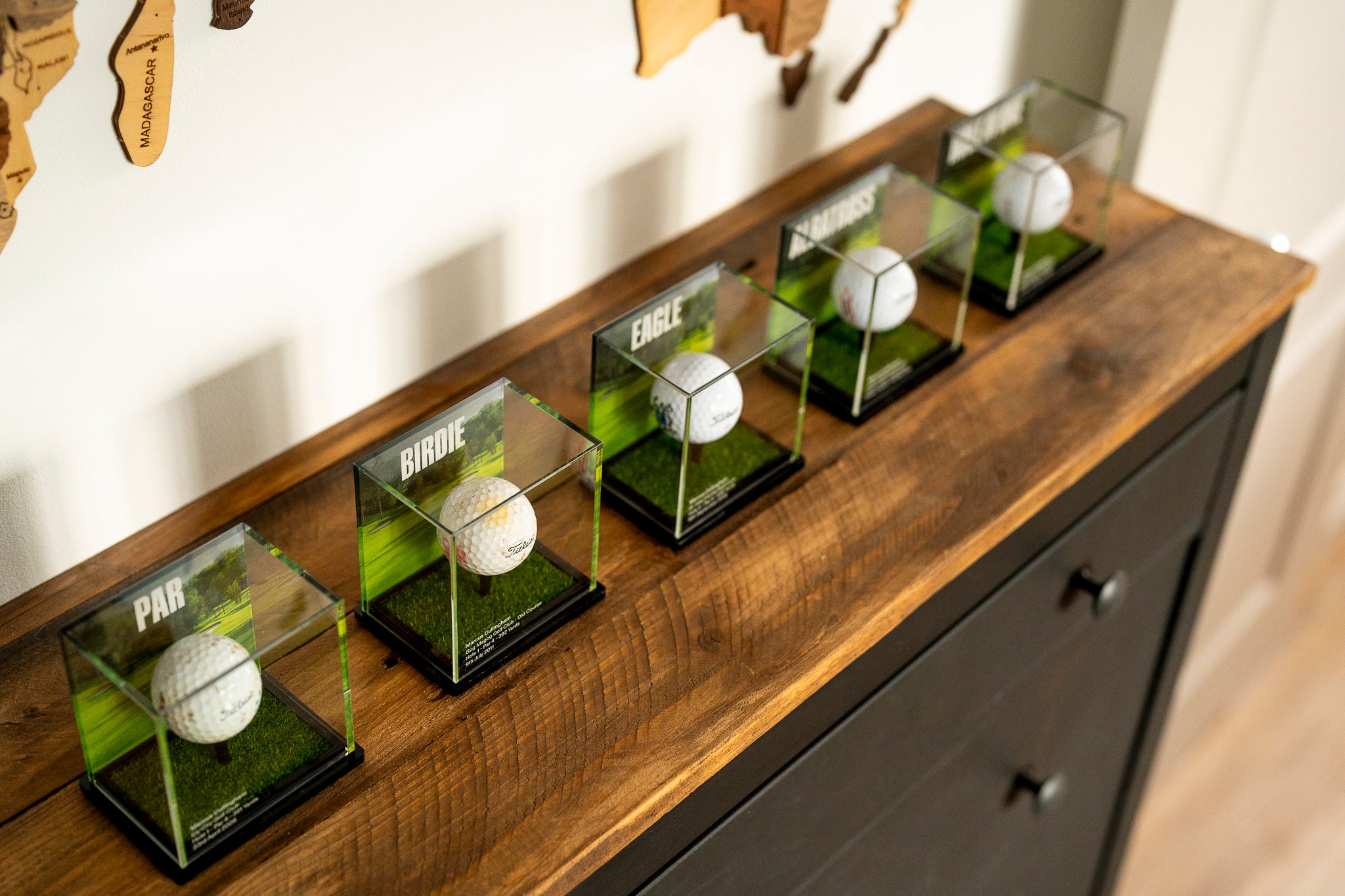 Display Champ | Premium Golf Display Displays & Golf Gifts