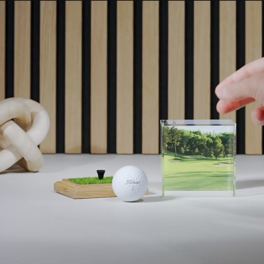 The Prestige Oak 'Course Edition' Golf Ball Display Case – Display Champ